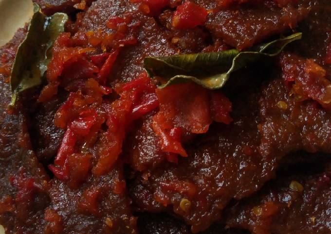 Resep Dendeng Sapi Balado oleh Dapur Emira - Cookpad