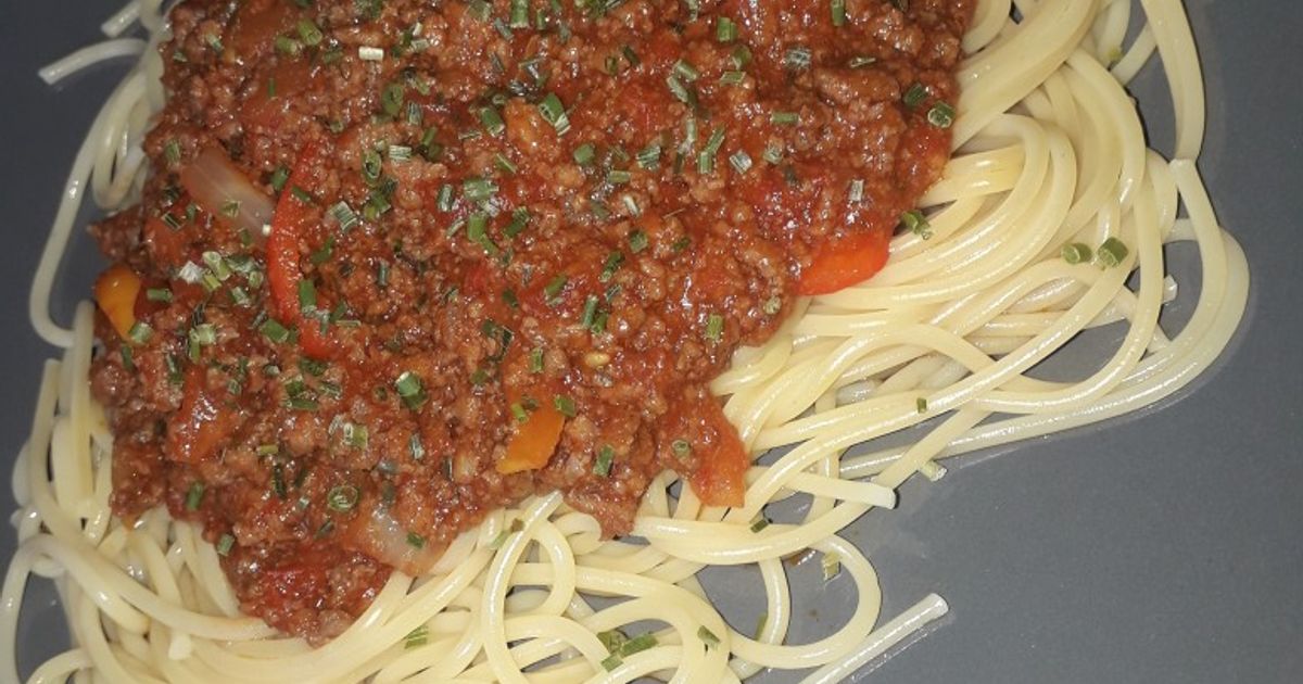 Spaghetti Bolognese Recipe by vee cooks - Cookpad