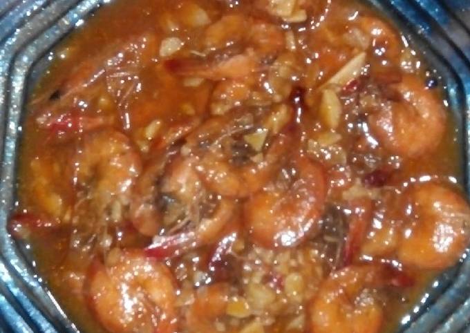 Resep Udang saos padang simple oleh Iswatul Khasanah - Cookpad