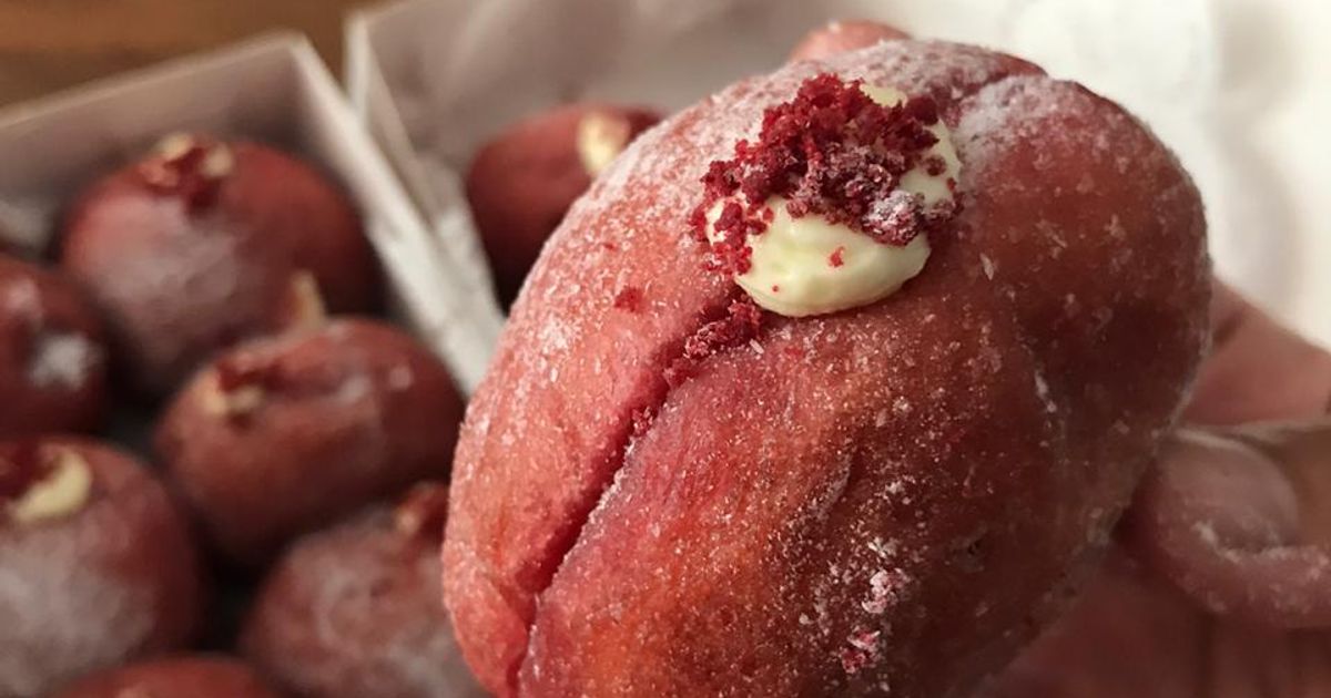 Resep Red Velvet Bomboloni oleh Kukilo Wati - Cookpad