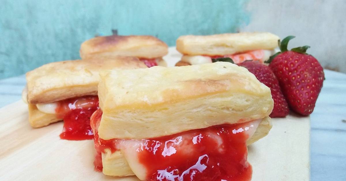 Resep Napoleon Puff pastry oleh Dilla Wahab - Cookpad