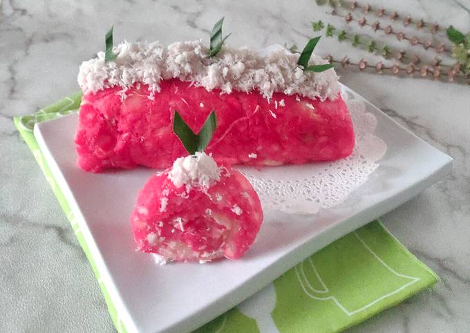 Resep Getuk Singkong merah putih oleh RatihAng - Cookpad