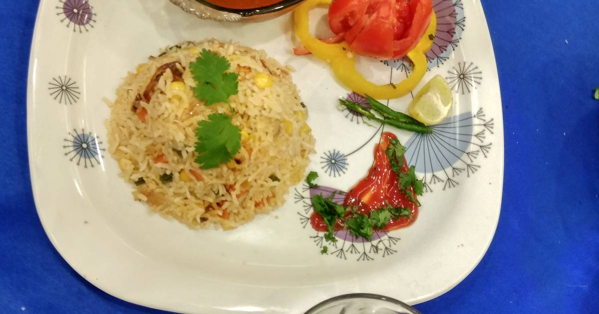 Paneer Tikka veg chilli garlic rice with Rajma Recipe by Nisha Bhatia ...