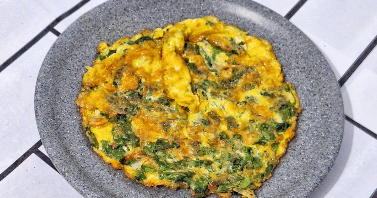 Resep Telur Dadar Bayam oleh Ayu Umha - Cookpad
