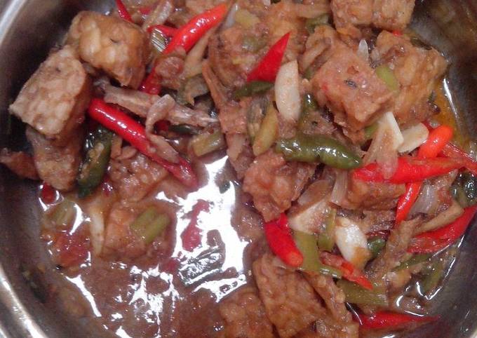 Resep Tempe Teri Tumis Tauco oleh Mei Rizki - Cookpad