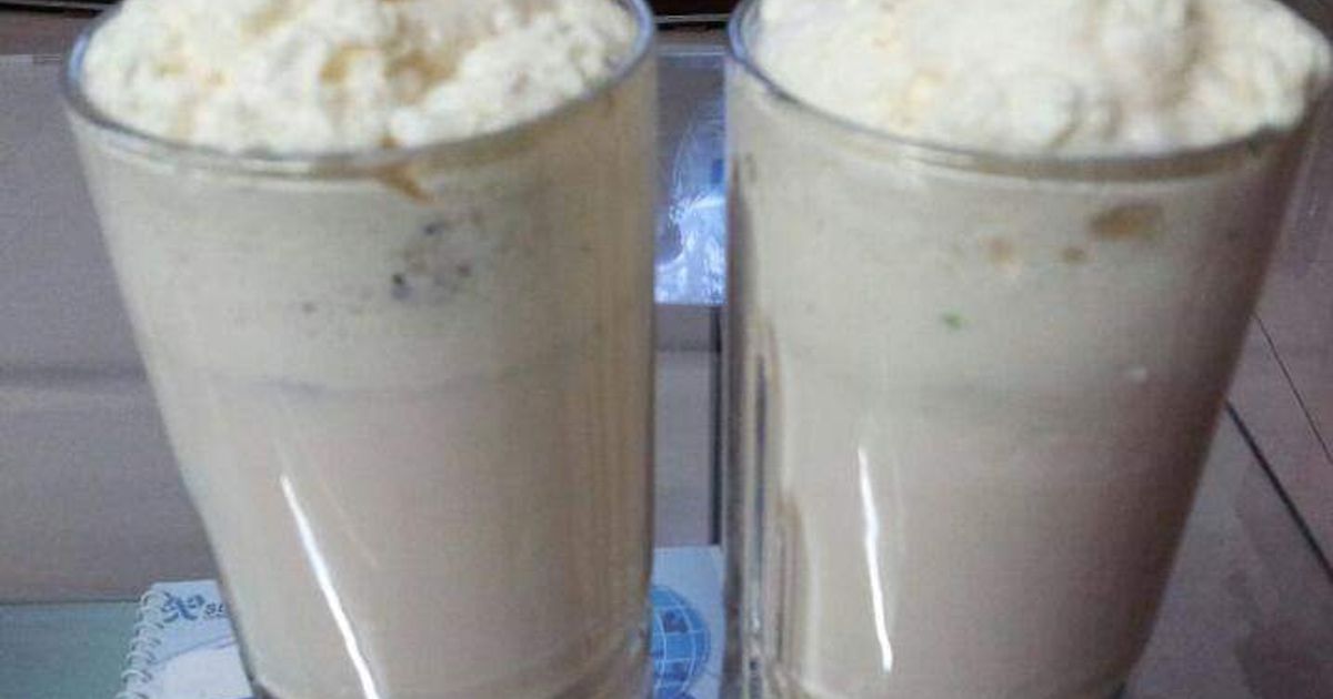 Kesar Pista Milk Shake Recipe by Kumkum Chatterjee - Cookpad