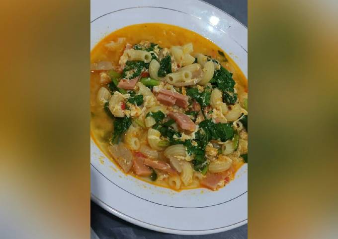 Resep Seblak baso kornet oleh okta viyanti - Cookpad