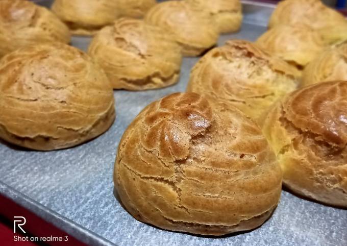 Resep Choux puff oleh Dhani agustina - Cookpad