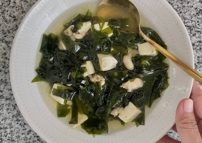 Resep Soup Rumput Laut oleh Dapur Pengoler - Cookpad