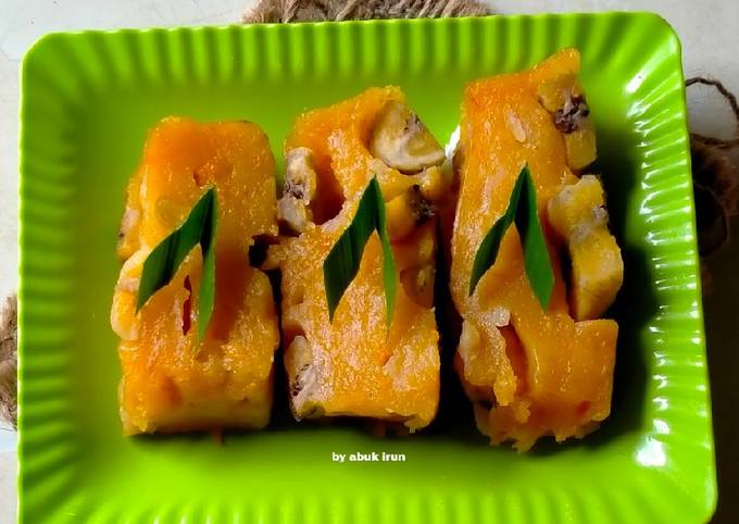 Resep Nagasari Labu Kuning oleh abuk irun - Cookpad