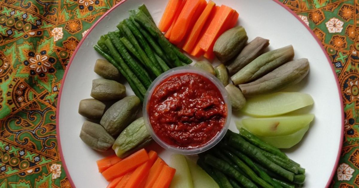 Resep Rebusan Sayuran Sambal Terasi oleh Mama Kafa - Cookpad