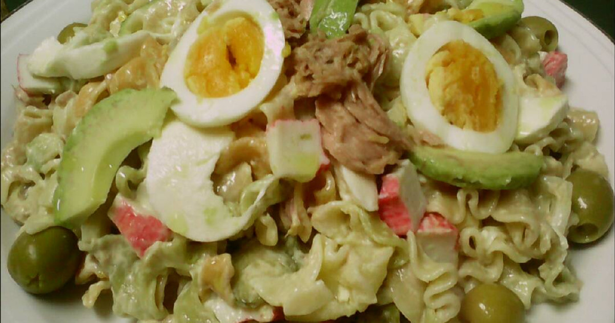 Ensaladilla De Pasta Tricolor Festiva Receta de Mayte Fuentes Garcia ...