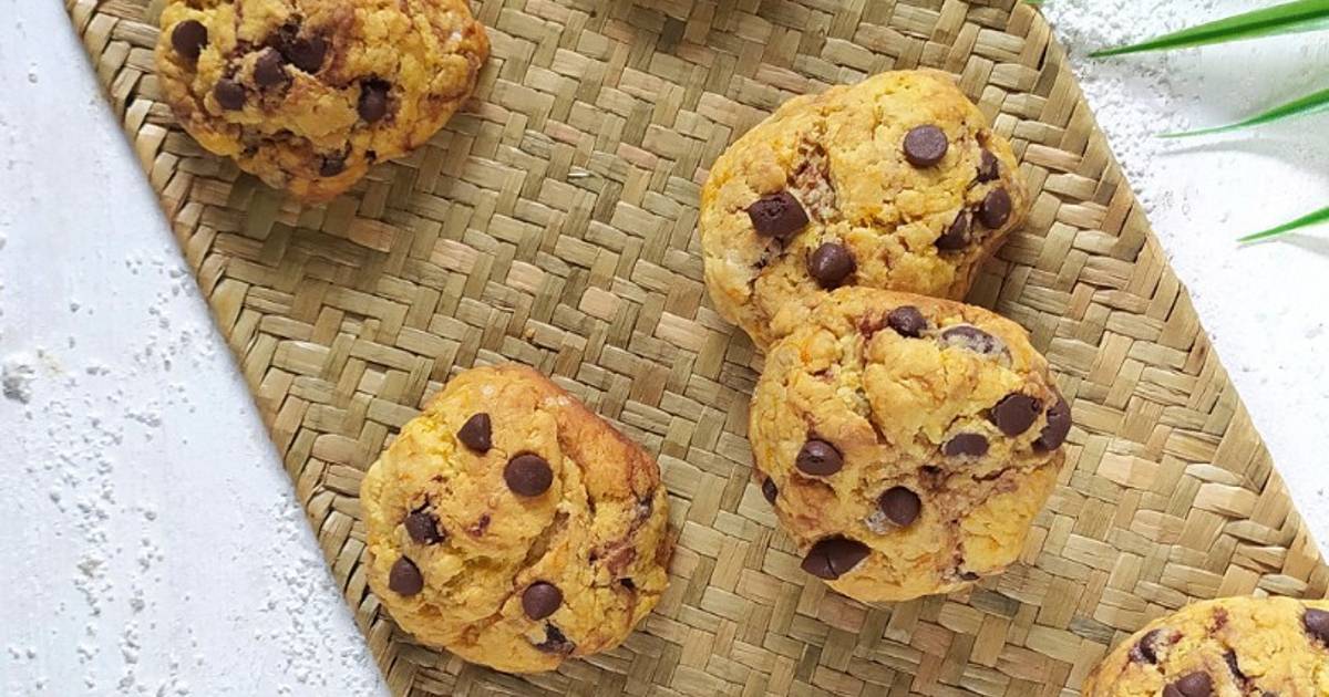 Resep Soft Pumpkin Cookies Chocochip oleh Saomi Mayhai - Cookpad