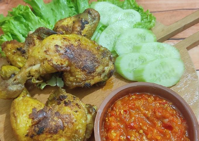 Resep Pecel Ayam oleh Heti - Cookpad