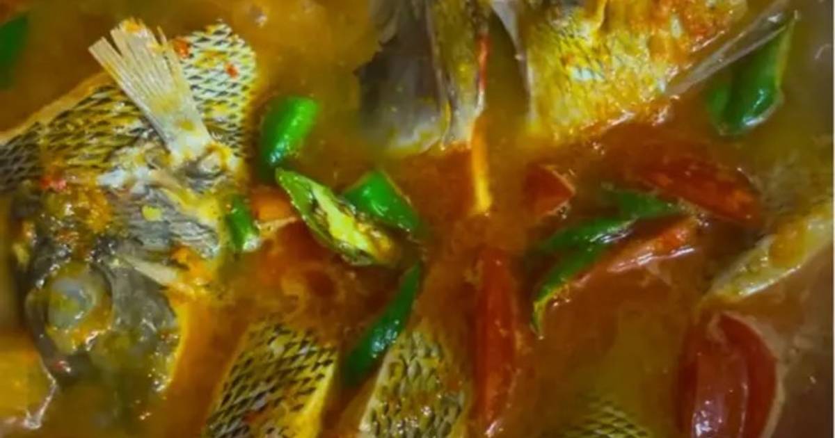 Resep Kakap Putih Kuah Kuning oleh Baiq Leny Nopitasari - Cookpad