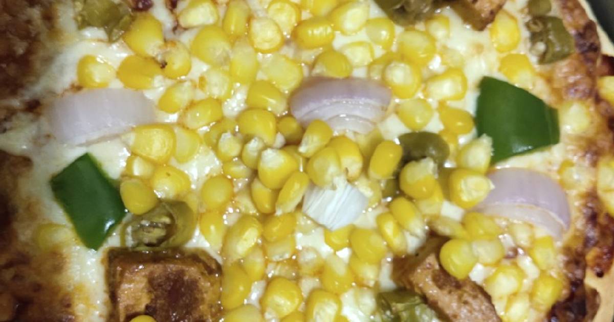 Corn Paneer pizza Recipe by Jyoti Harisinghani - Cookpad
