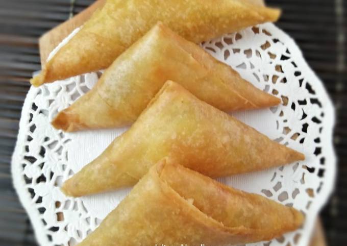Resep Samosa Ayam Sayur oleh Pitraratri - Cookpad