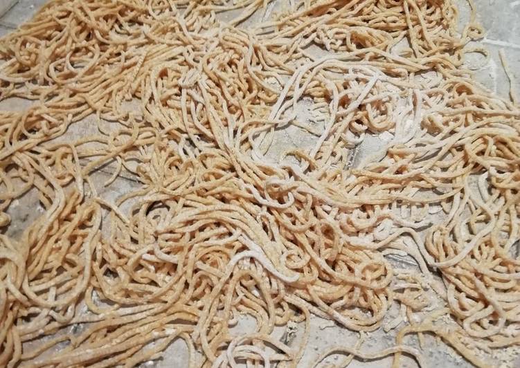 Fideos de harina integral Receta de Las Recetas de Silvi- Cookpad