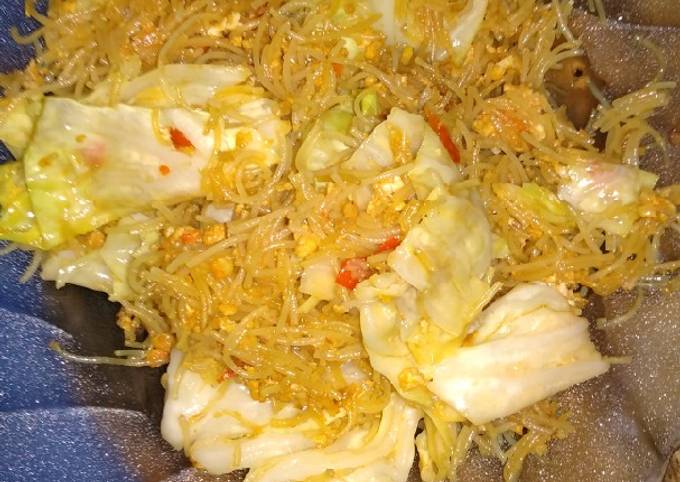 Resep Bihun goreng sederhana oleh Ryan Titut - Cookpad