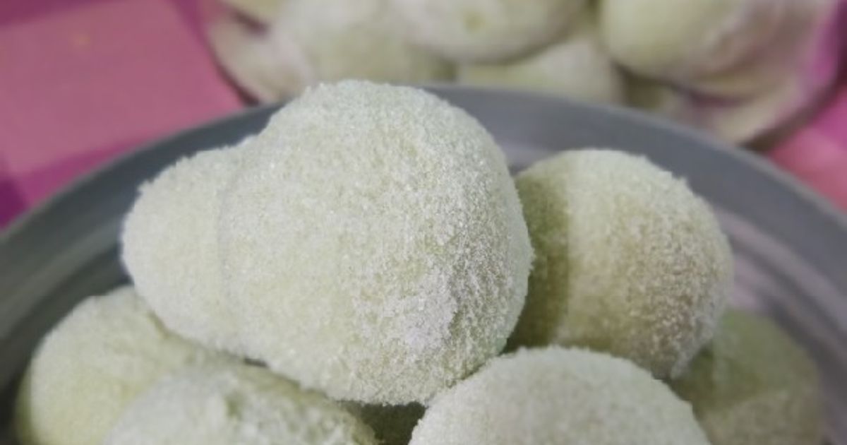 Resep Putri Salju Pandan Dengan Taburan Matcha Latte oleh Trisnha - Cookpad