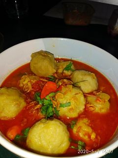 Resep Pentol Bakso Kuah Pedas oleh Ayu Wulan - Cookpad