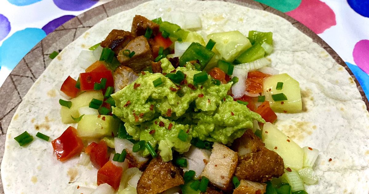 Tacos De Lomo Y Pipirrana Receta de Josemi CilantroYHierbabuena- Cookpad