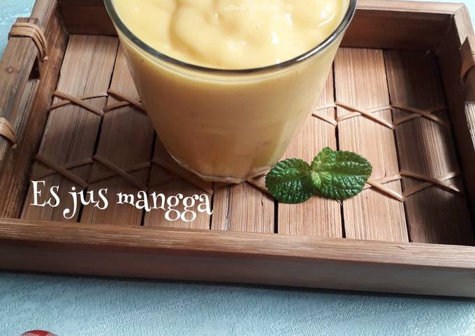 Resep Es jus mangga oleh Mama fathan - Cookpad