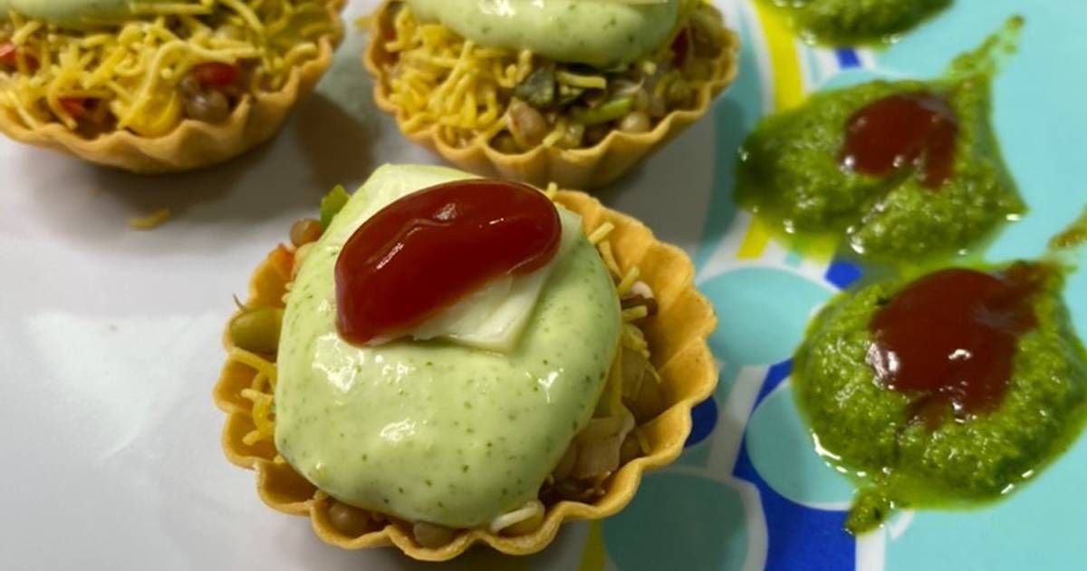 Sprout Chaat Canapes Recipe by Chef at Home by Peher - Cookpad
