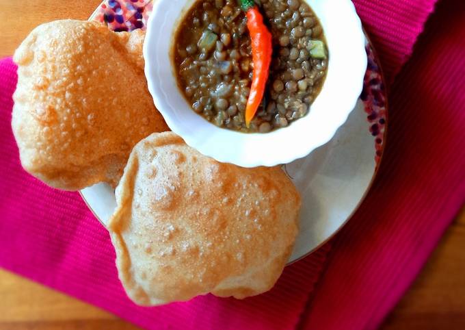 Crispy puri Recipe by Uzzie's lunchbox - Cookpad