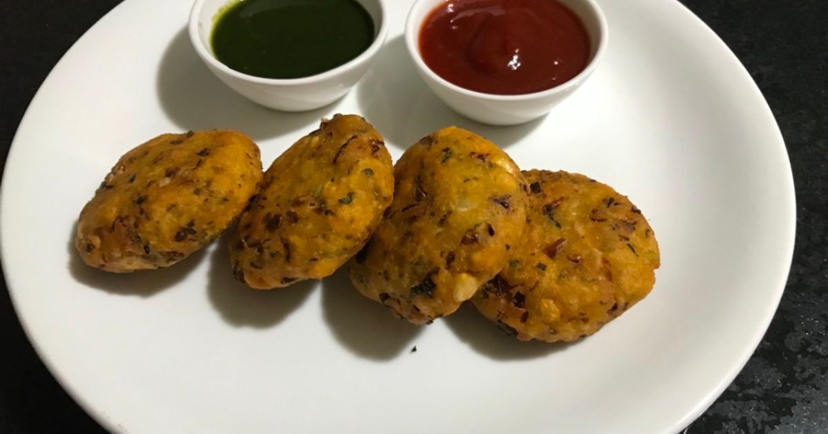 Cabbage Vada Recipe by Ashwini Shaha - Cookpad