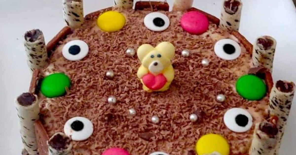 Ice Cream Cake: No Bake, No Cook Cake Recipe by Samira Gupta - Cookpad