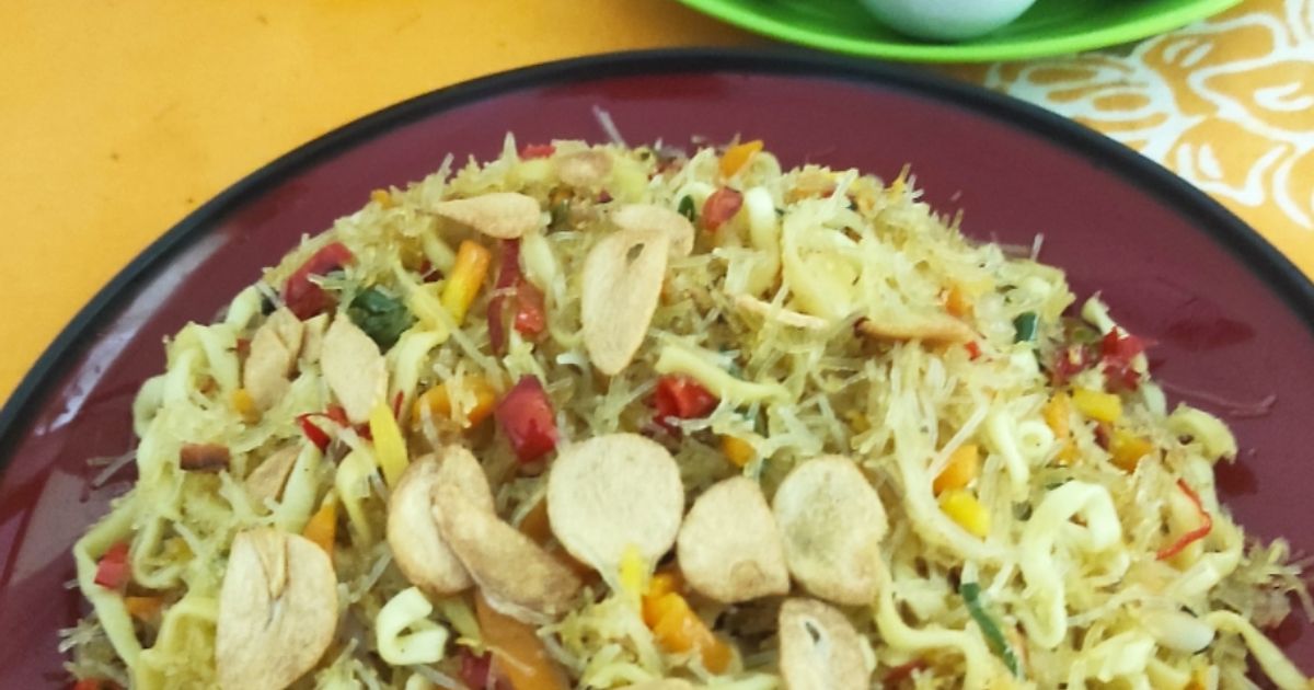 Resep Oseng Mie Pipih Bihun Jagung (Mie Duo) oleh Moms Woeland - Cookpad