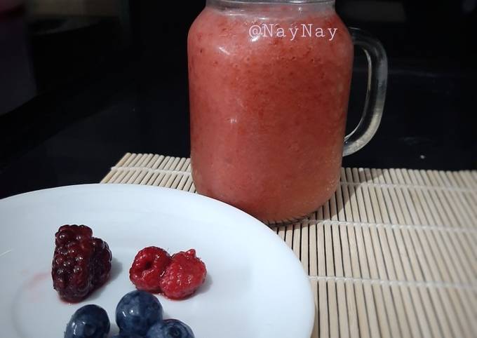 Resep Mixed Berry Juice (Jus Mix Berry) oleh NayNay - Cookpad
