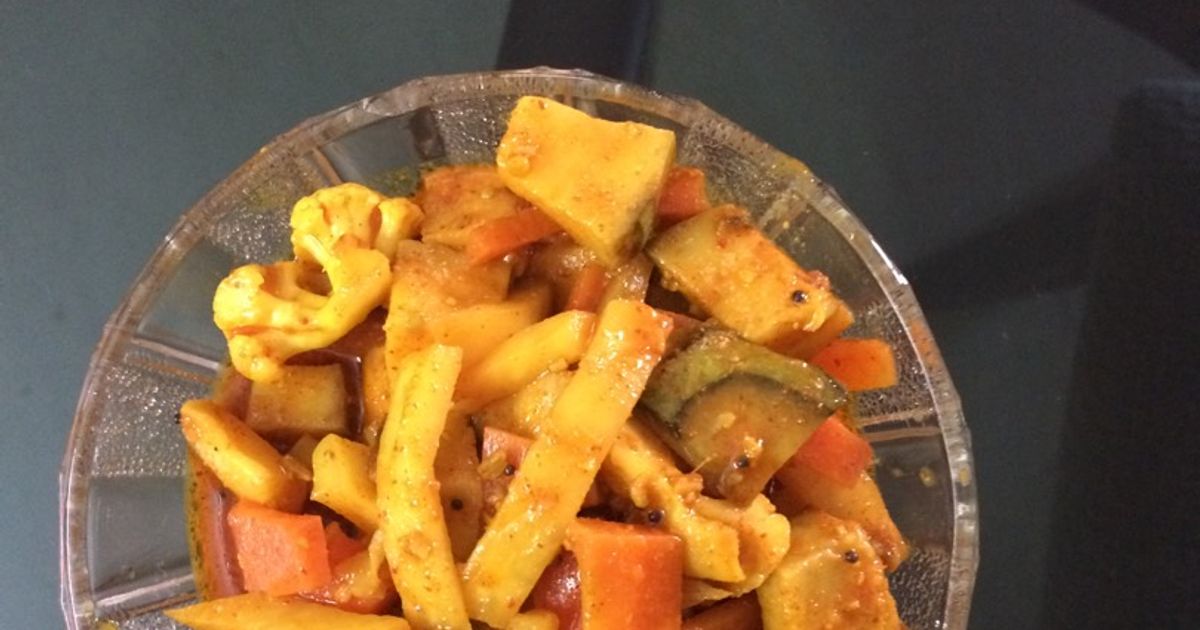 Mixed Vegetables Pickle With Mango Flavor Recipe by Rita Mehta ( Super ...