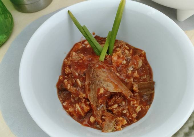 Resep Makarel orek telur oleh Ianatus sholihah - Cookpad