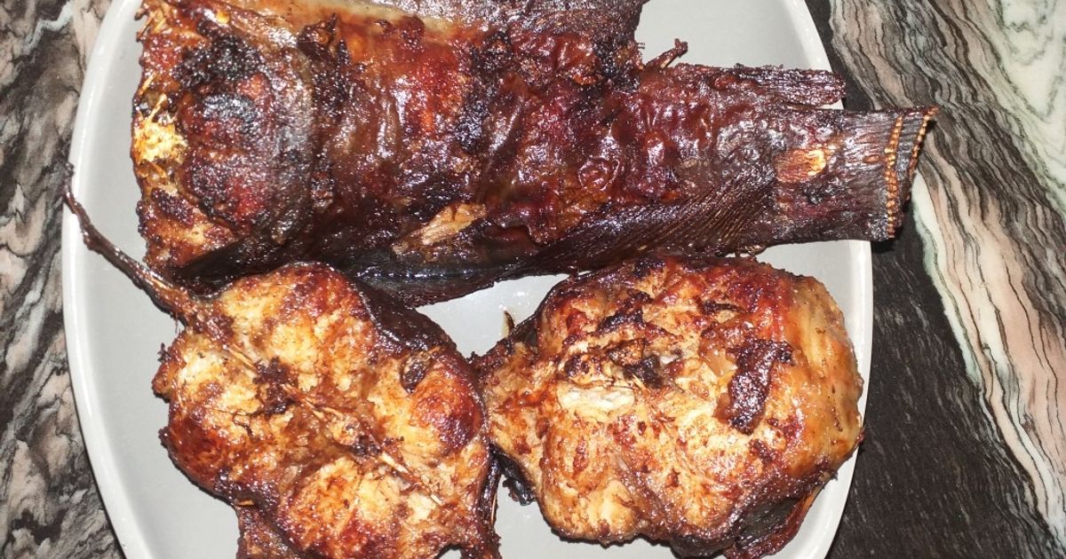 Fried Cat Fish Recipe by Fatima Dewa - Cookpad