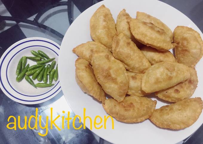Resep Pastel Renyah oleh audykitchen - Cookpad