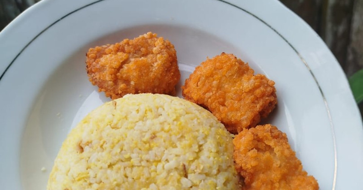 Resep Golden Egg Fried Rice Simple With Kanzler Nugget oleh Orchids ...