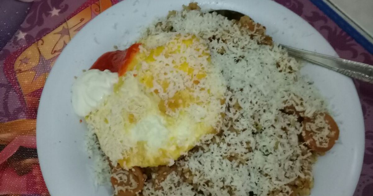 Resep Nasgor Sosis Telur Ceplok Taburan Kejuu Ala Anak Kos oleh Arini ...