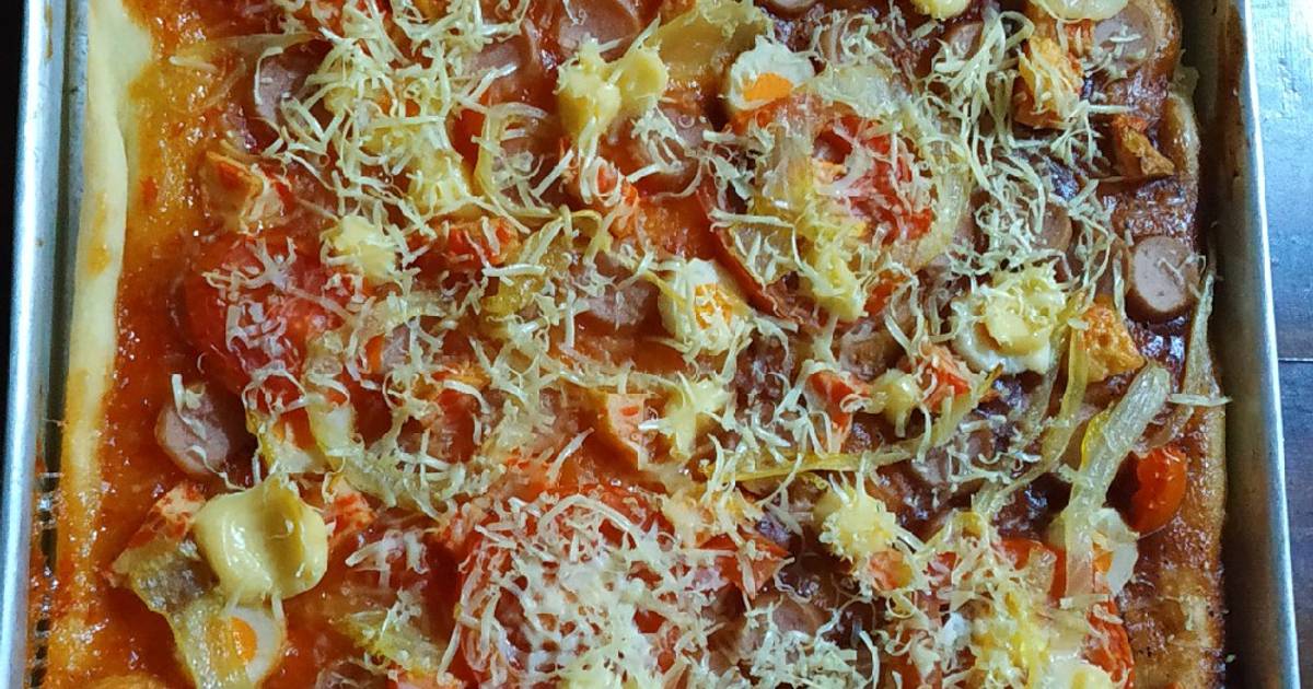 Resep Pizza saos campur oleh NonaShin - Cookpad