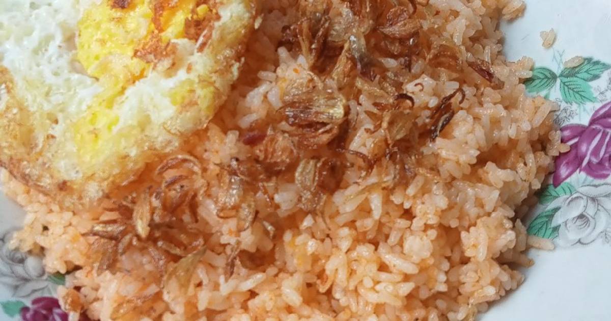 Resep Nasi goreng simpel oleh Yuliyaa - Cookpad