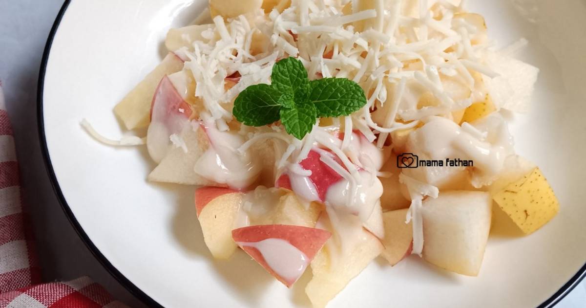 Resep Salad apel dan pir oleh Mama fathan - Cookpad