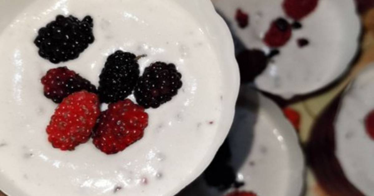 طريقة عمل آيسكريم التوت على اصولها بطريقة سهلة وسريعة من Fatooma - كوكباد