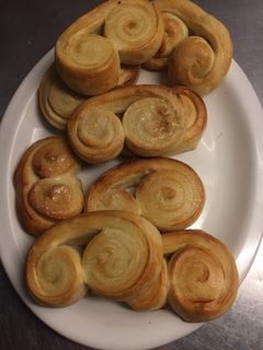 Palmeritas Con Hojaldre Rápido Receta de Norali - Cookpad