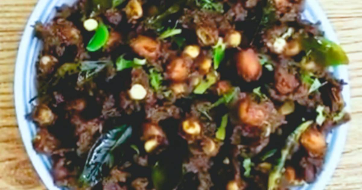 Ragi Pakoda/ Ragi Pakora Recipe by Head Over Meals by Dipika ...