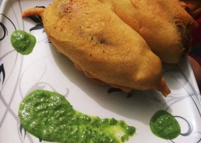 Besan Mirchi ka bharwa pakoda Recipe by Rohit Sukhija - Cookpad