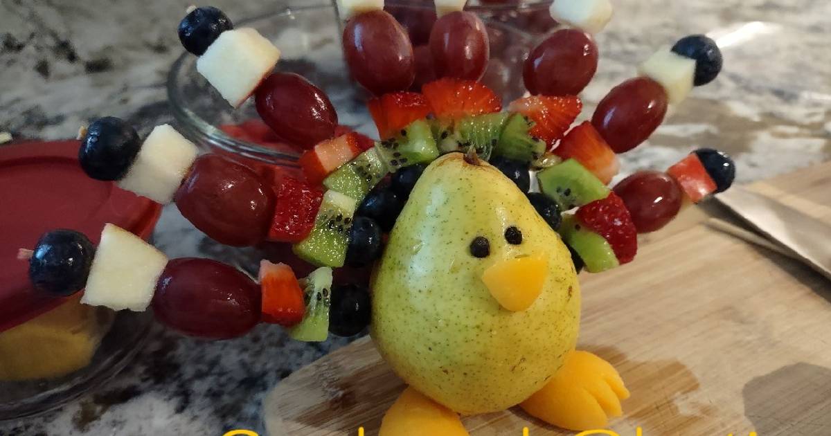 Thanksgiving Fruit Turkey Recipe by Katie - Cookpad