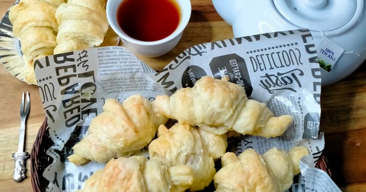 Resep croissant coklat pisang rumahan enak dan mudah - Cookpad