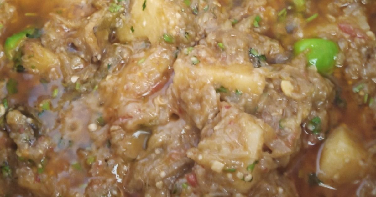 Alu Bengan Ki Sabzi Recipe by Asma Faryal Khan - Cookpad
