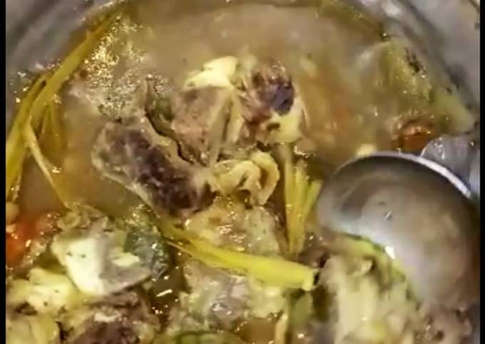 Resep Pindang Iga Khas Palembang oleh Ayu - Cookpad